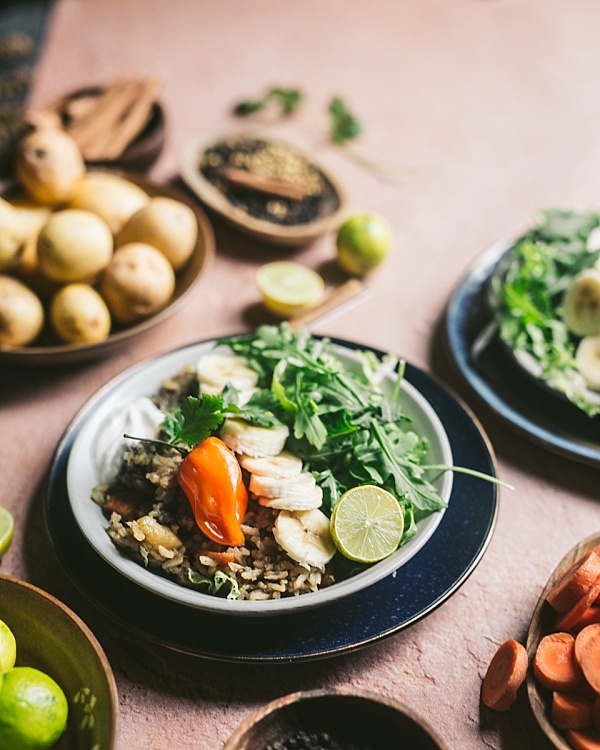 Isku Dhex Karis (Somali Rice Dish) - The Storied Recipe